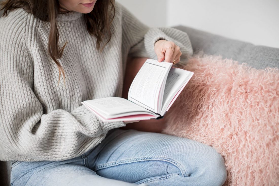 10 Things I Learnt From Reading The Working Women’s Handbook – The Anna ...