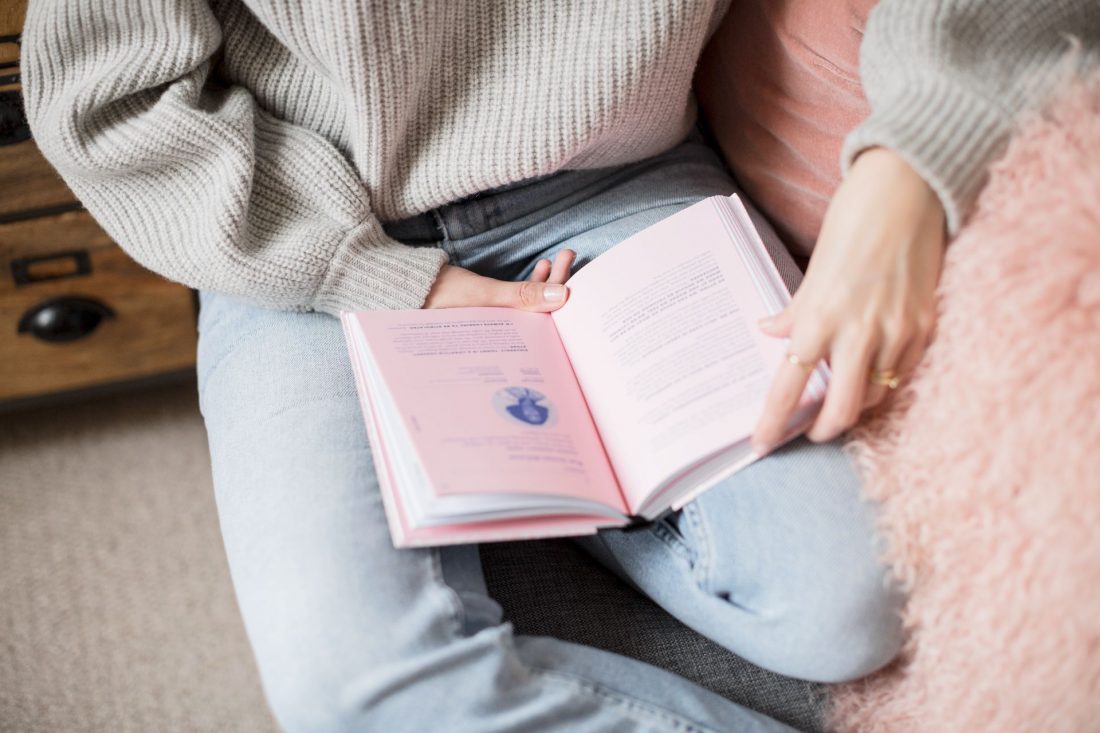 10 Things I Learnt From Reading The Working Women’s Handbook – The Anna ...