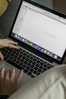 Spring Clean Your Inbox: Here’s How To Do It – The Anna Edit